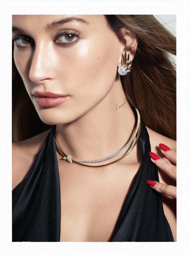 Tiffany & Co. Debuts Its 2022 Holiday Campaign, Re-envisioning Andy ...