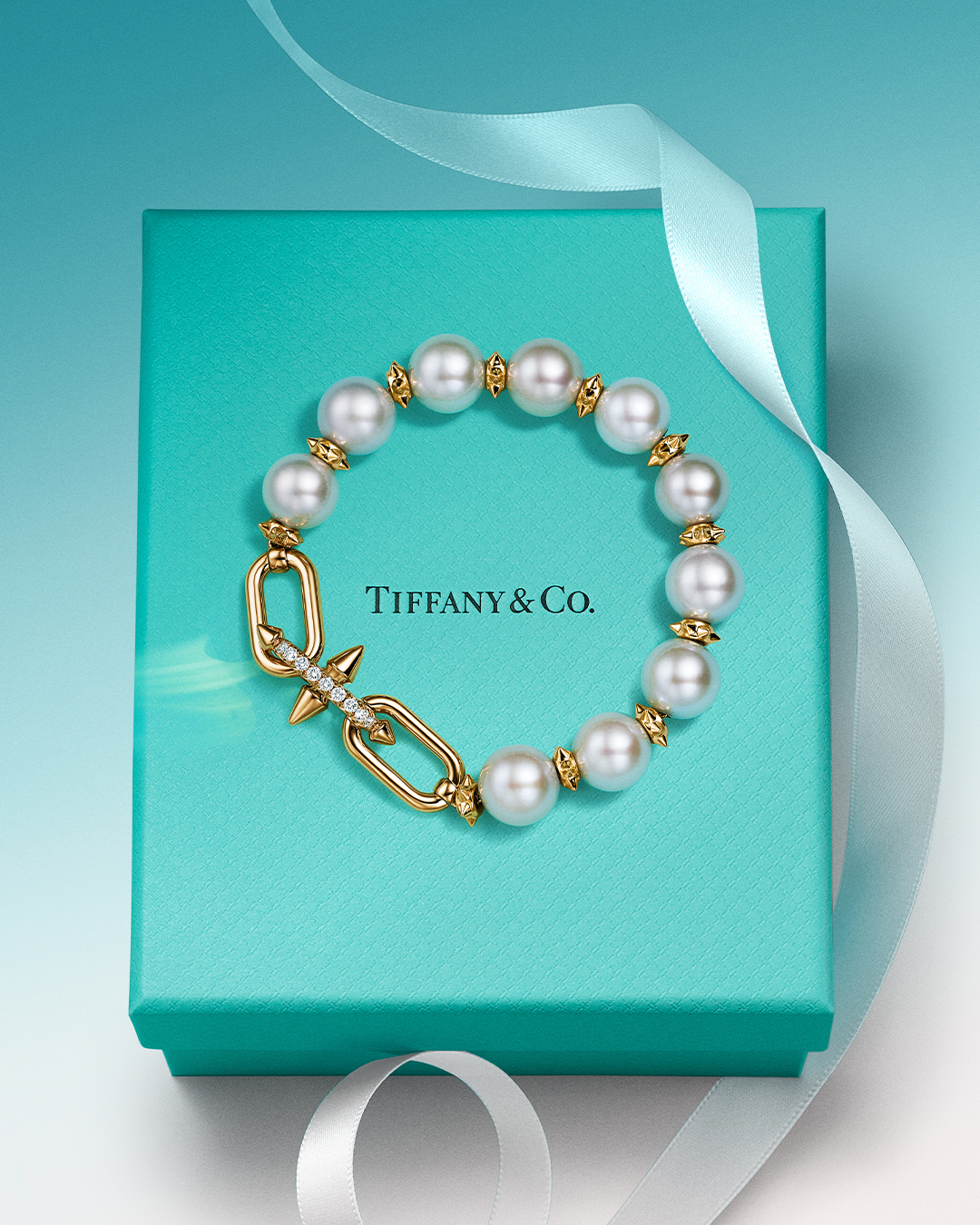 Tiffany Titan by Pharrell Williams pearl bracelet in 18k yellow gold ...