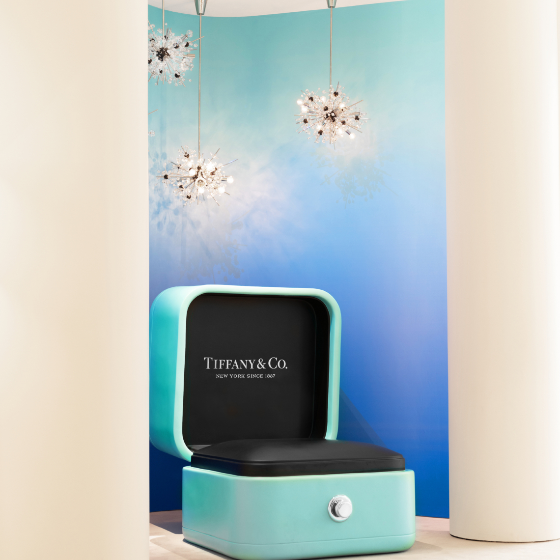 Vision & Virtuosity Exhibition 10 - Tiffany