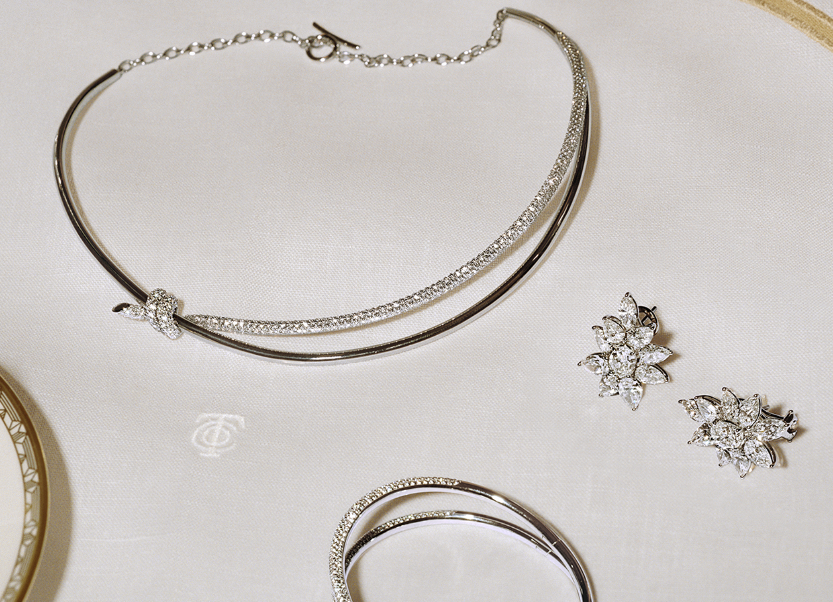 Tiffany & Co. Unveils Its 2023 Holiday Campaign Starring House ...