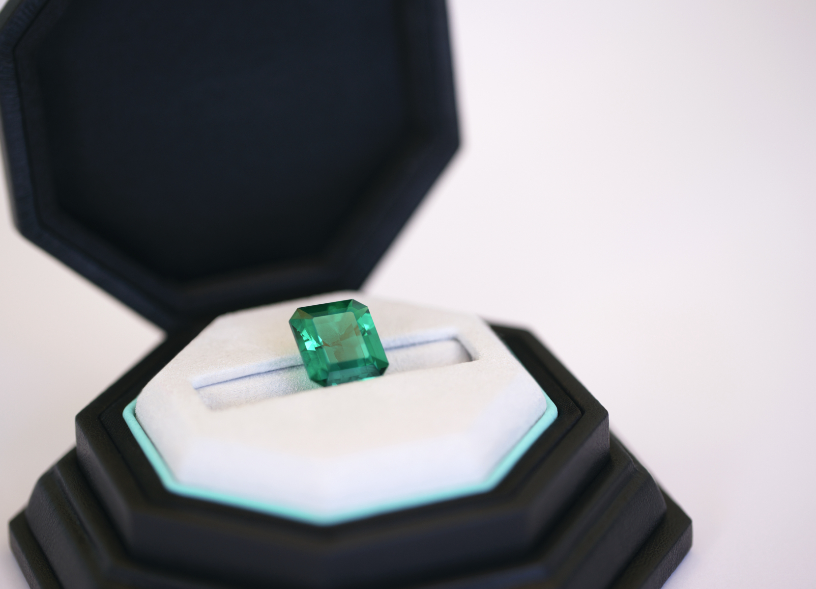 Tiffany & Co. Acquires Rare ‘Tiffany Muzo Emerald’ of Over 10 Carats ...